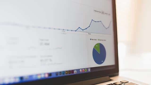 How to Import Data as CSV into R - Crained